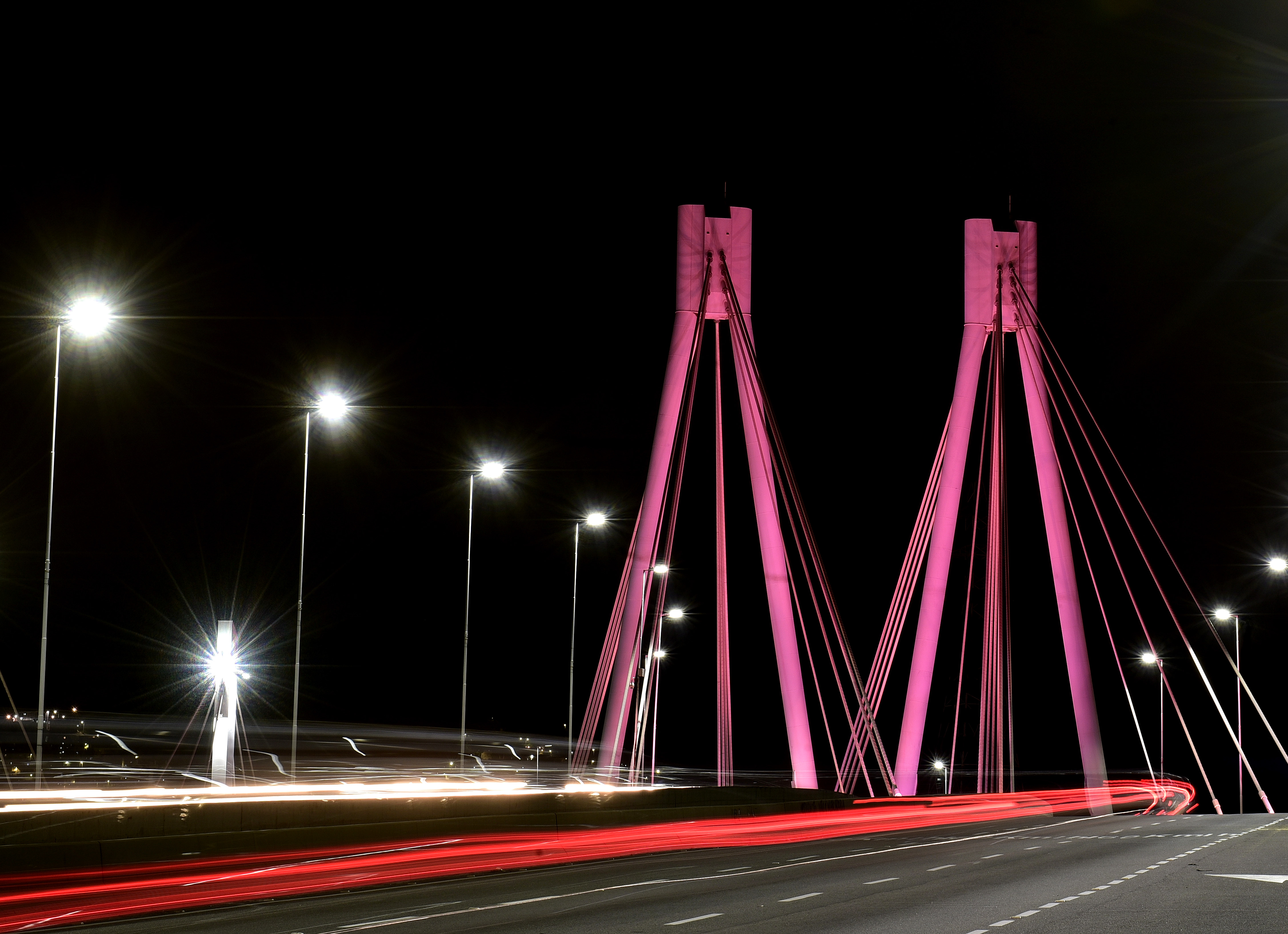 Fotojornalismo: monumentos da Grande Vitória no Outubro Rosa | A Gazeta