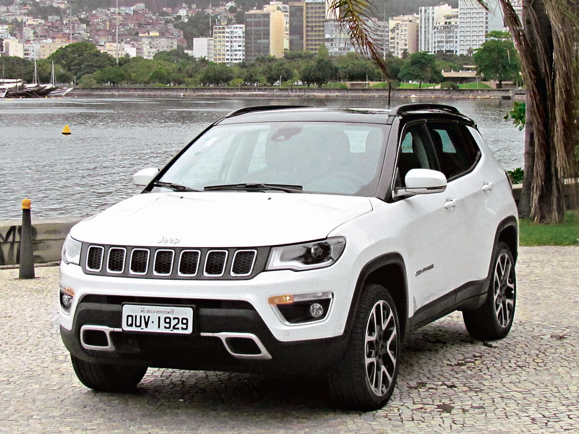 Jeep Compass equilibra sofisticação e estilo off-road | A Gazeta