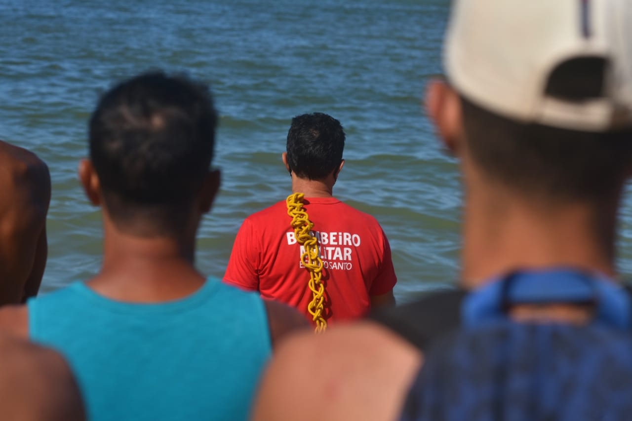 Adolescente de 15 anos morre afogado na Curva da Jurema, em Vitória | A ... Adolescente de 15 anos morre afogado na Curva da Jurema, em Vitória | A ...