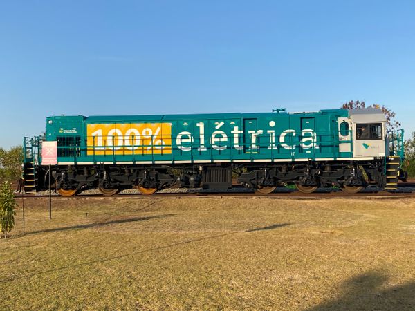 1ª locomotiva 100% elétrica da Vale está a caminho do ES | A Gazeta