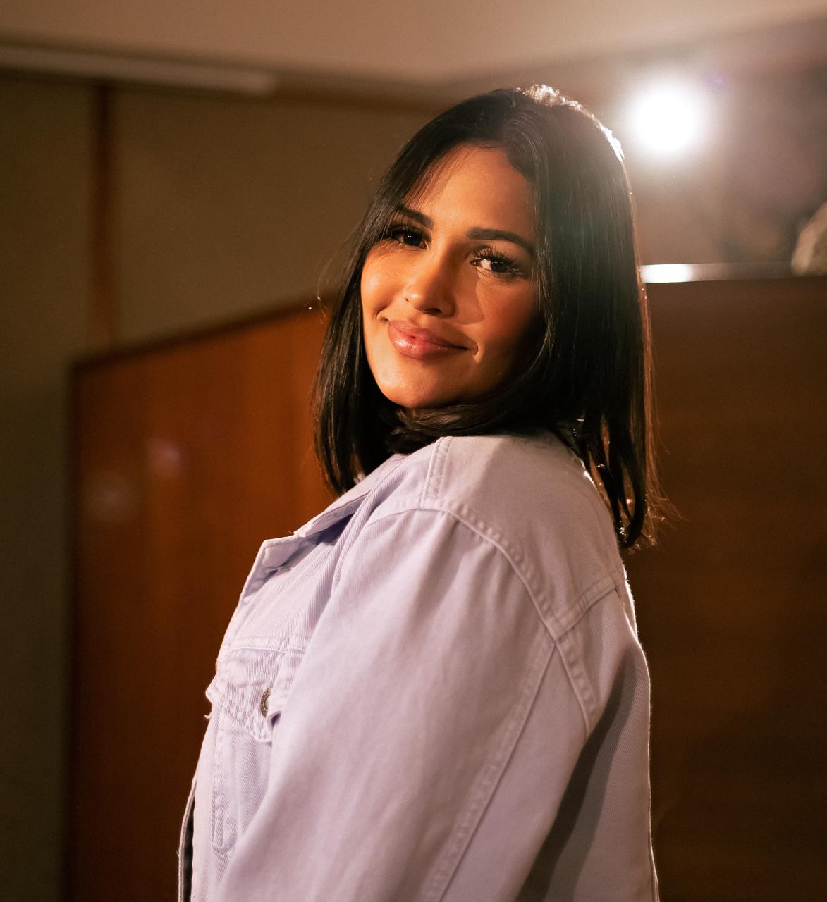 Flay dá festão de aniversário e é pedida em casamento pelo namorado | A ...