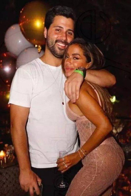 Anitta conta que conheceu o namorado em um encontro normal | A Gazeta