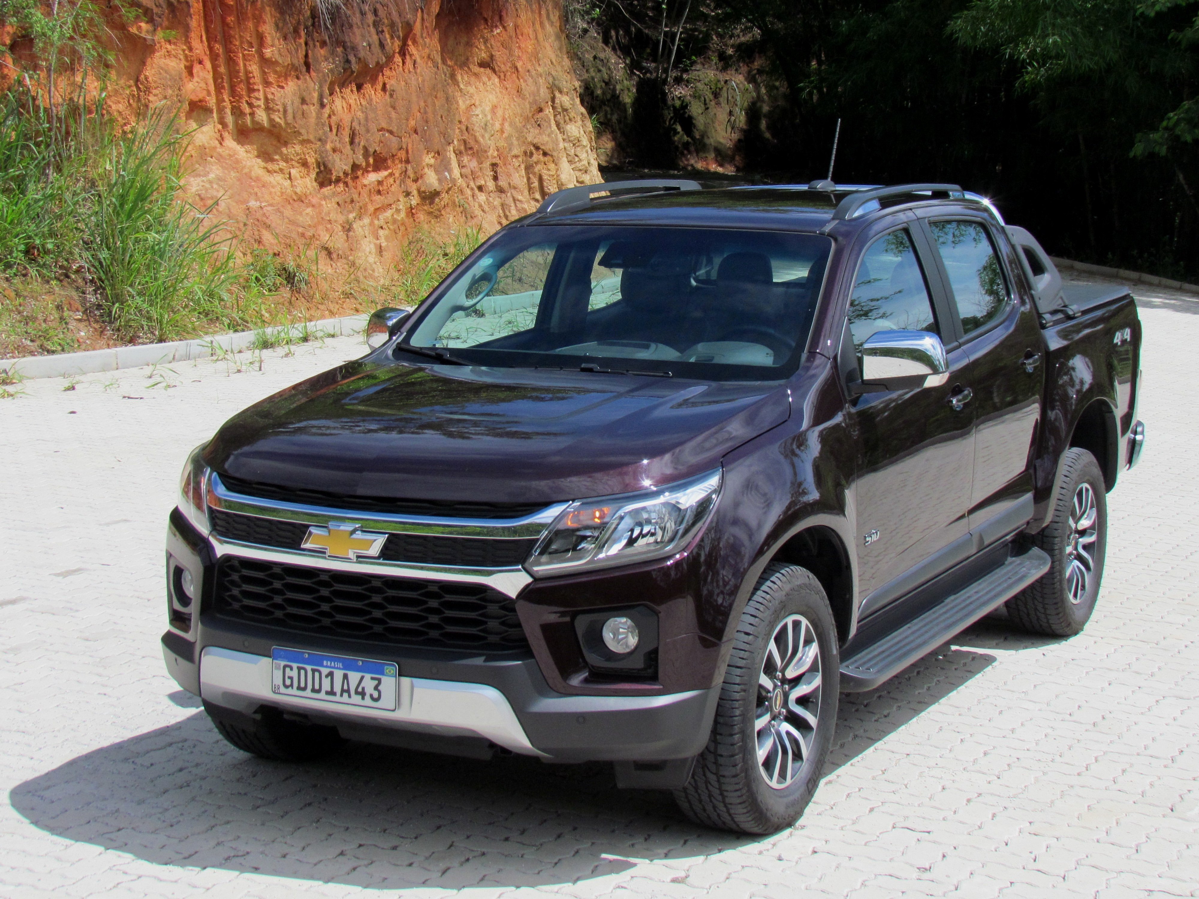 A Gazeta | Chevrolet S10 Flex é off-road com preço menor que versão a ...