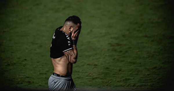 O jogo dos "sete erros" na partida entre Vasco e São Paulo na Copa do ...