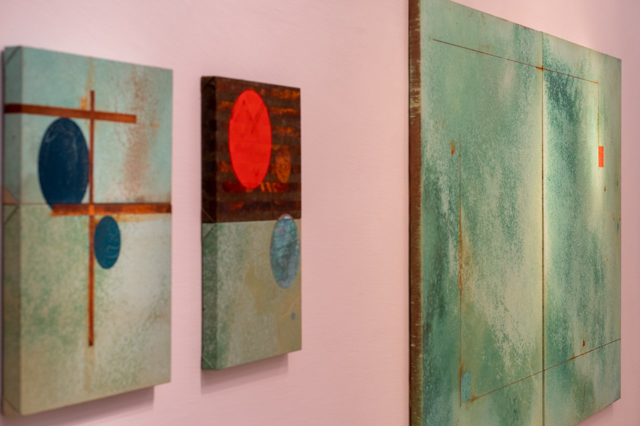 FOTOS E VÍDEO: veja como foi o vernissage de José Bechara em Vitória ...