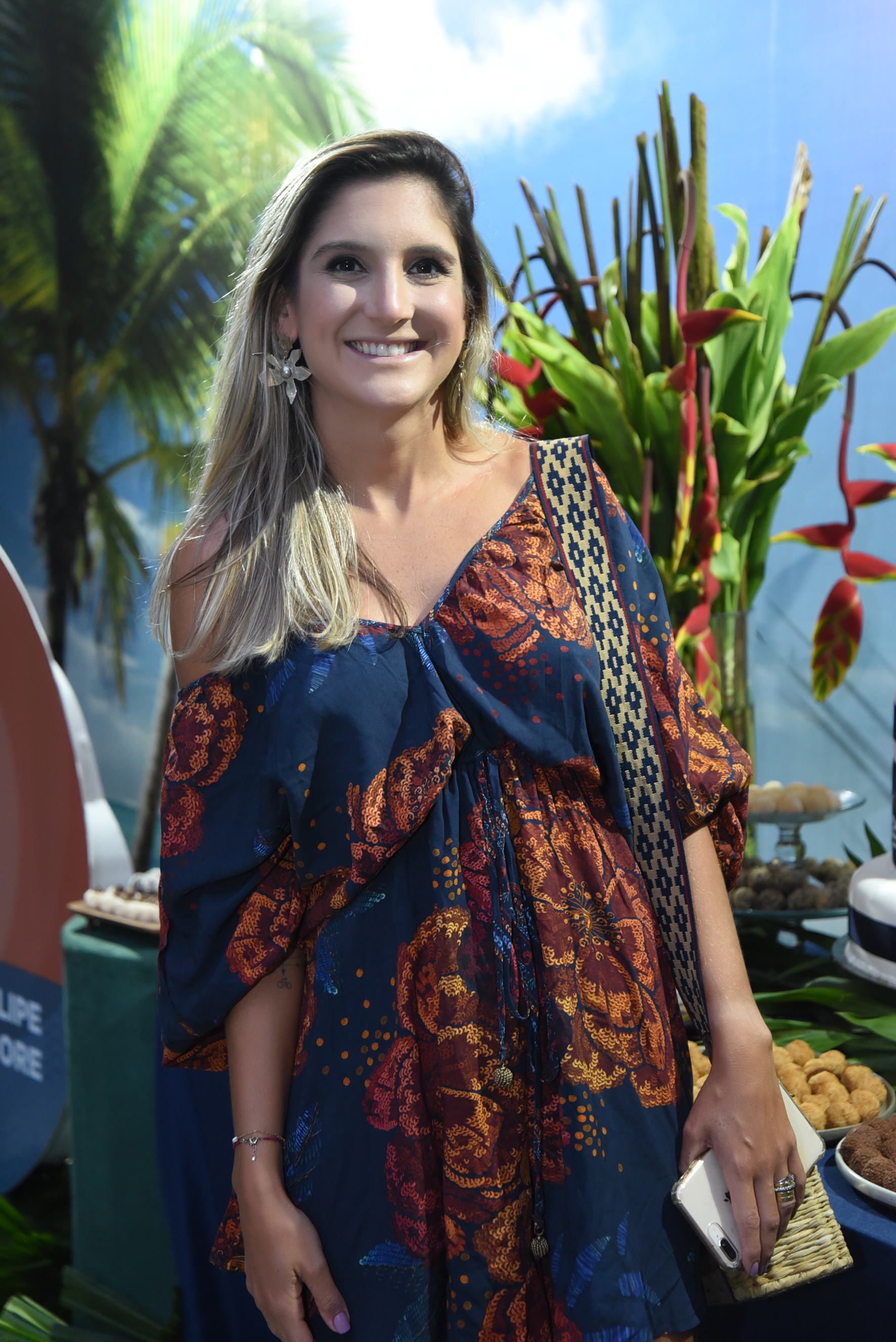 Léo de Castro e Felipe Finamore celebram aniversário com show da Blitz ...