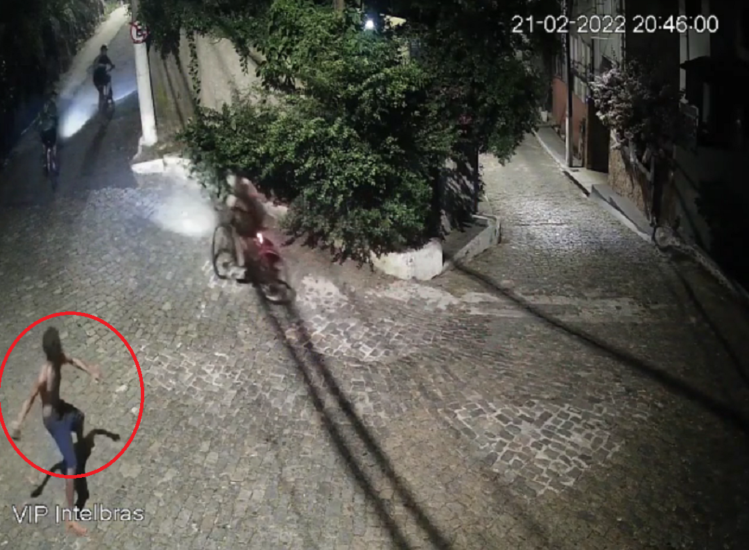 Homem atira pedras contra ciclistas no Morro do Moreno, em Vila Velha ... Homem atira pedras contra ciclistas no Morro do Moreno, em Vila Velha ...