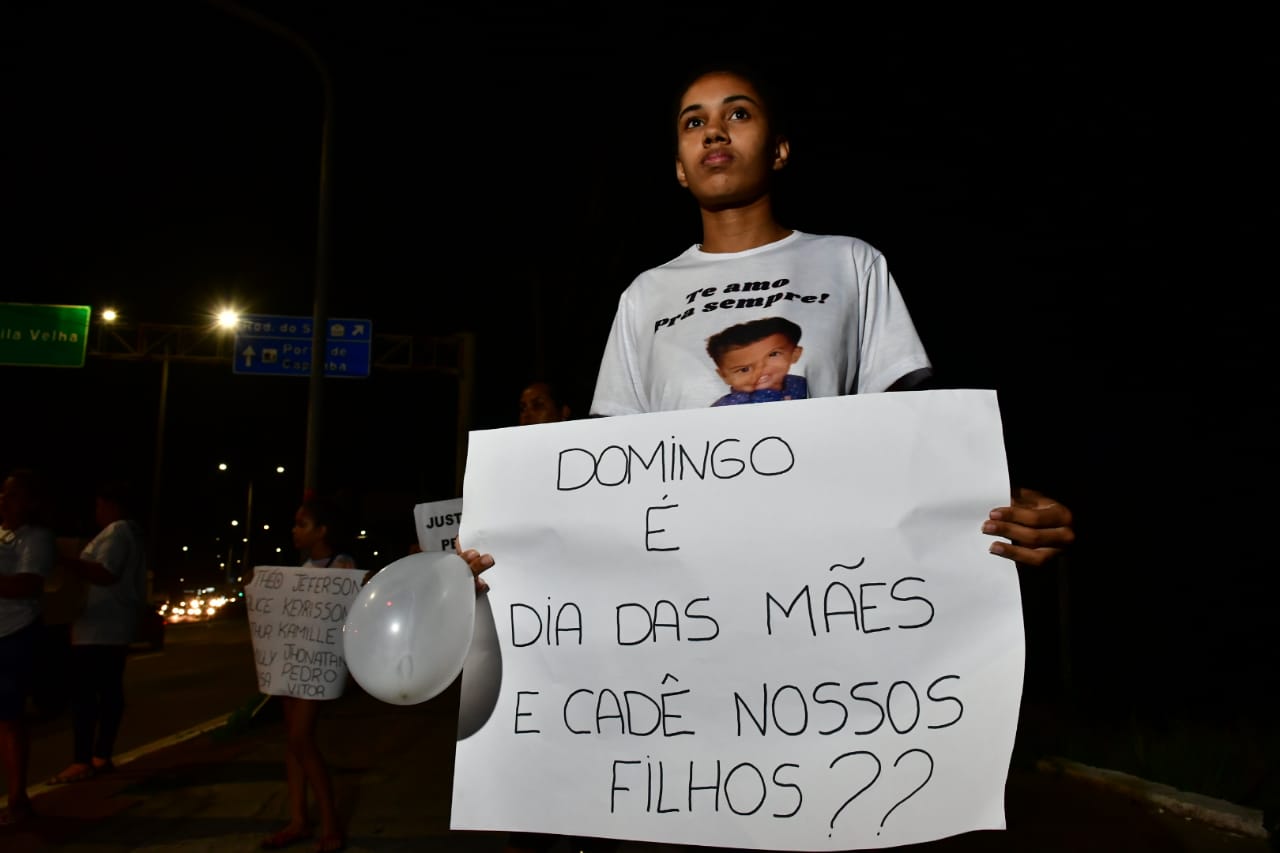 A Gazeta Mães Protestam Em Vila Velha Contra Morte De Inocentes Na