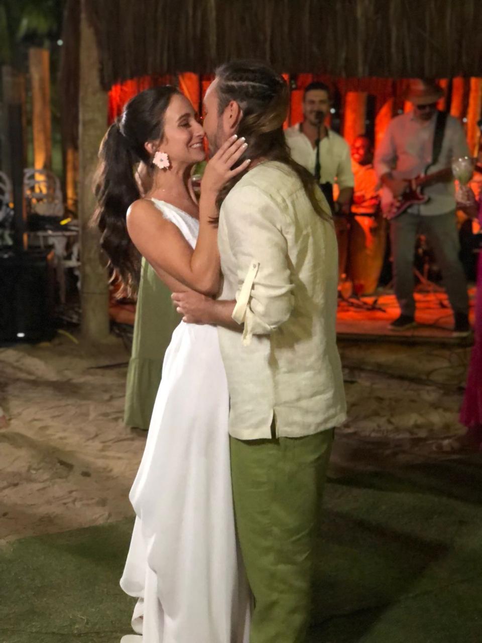 HZ | Diogo Cypriano e Victoria Esteves dizem sim-sim em Vitória | A Gazeta