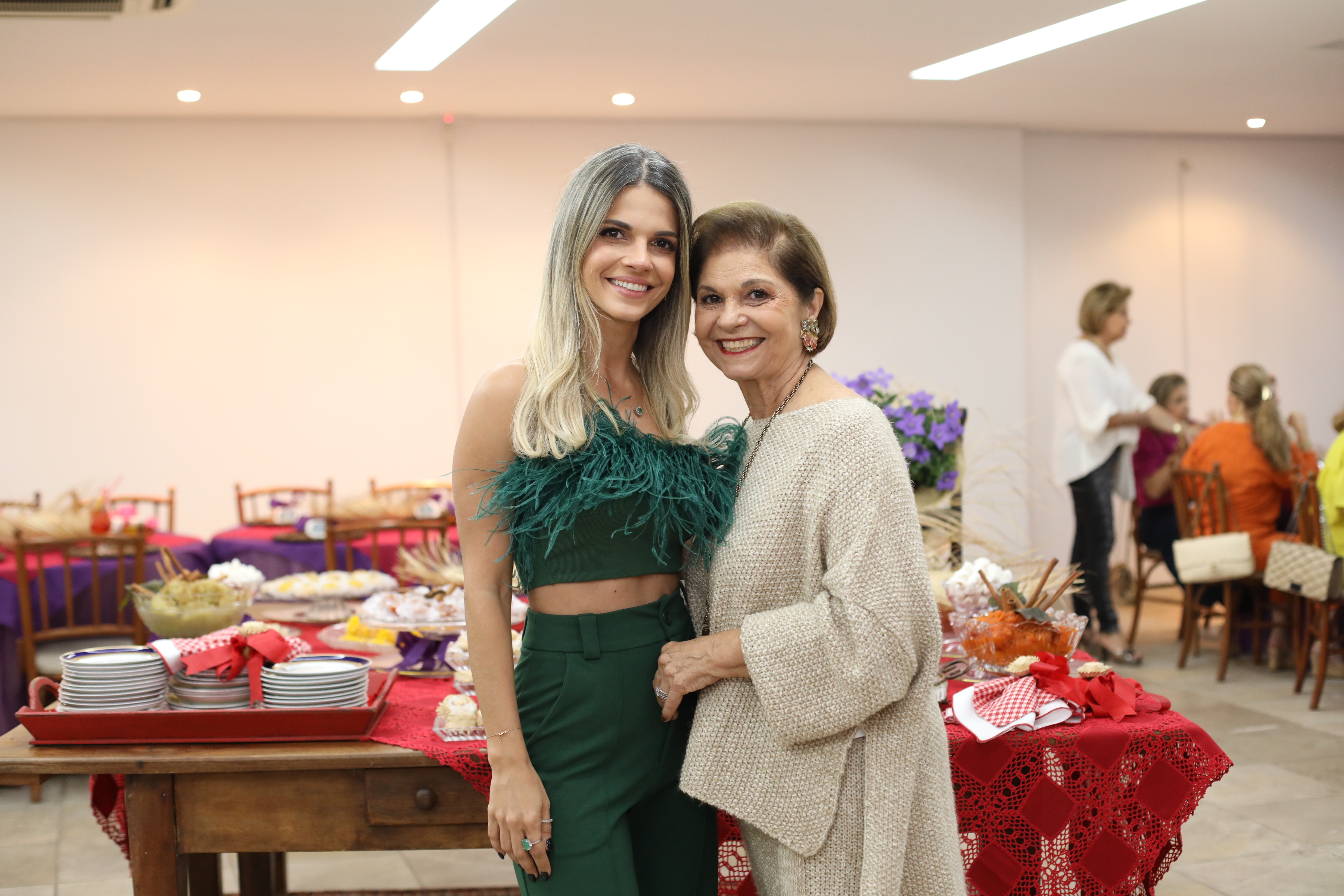Soeli Gama comemora aniversário em clima junino em Vitória | HZ | A Gazeta