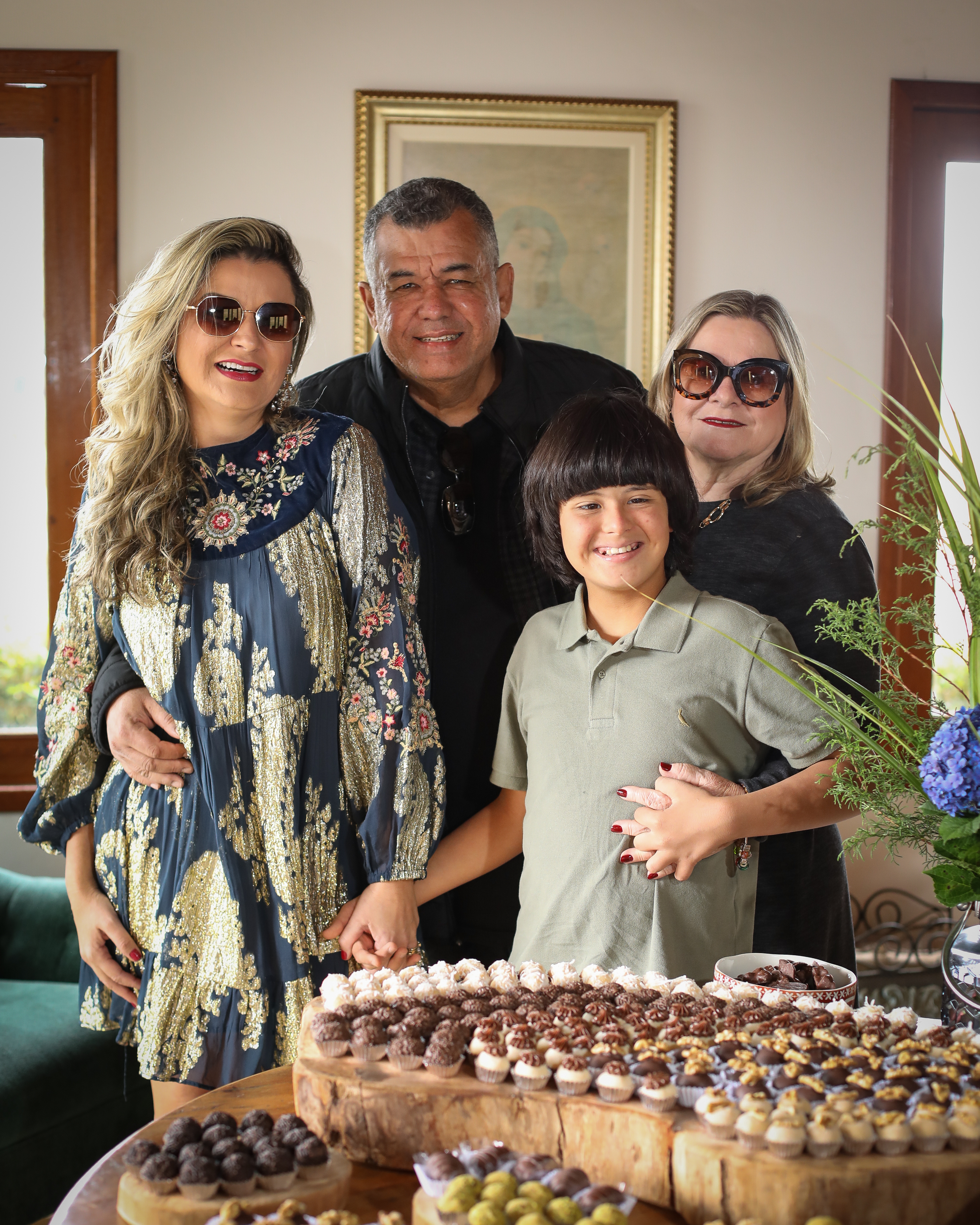 HZ | Karin Tonini comemora 45 anos com festa em Pedra Azul; veja fotos ...