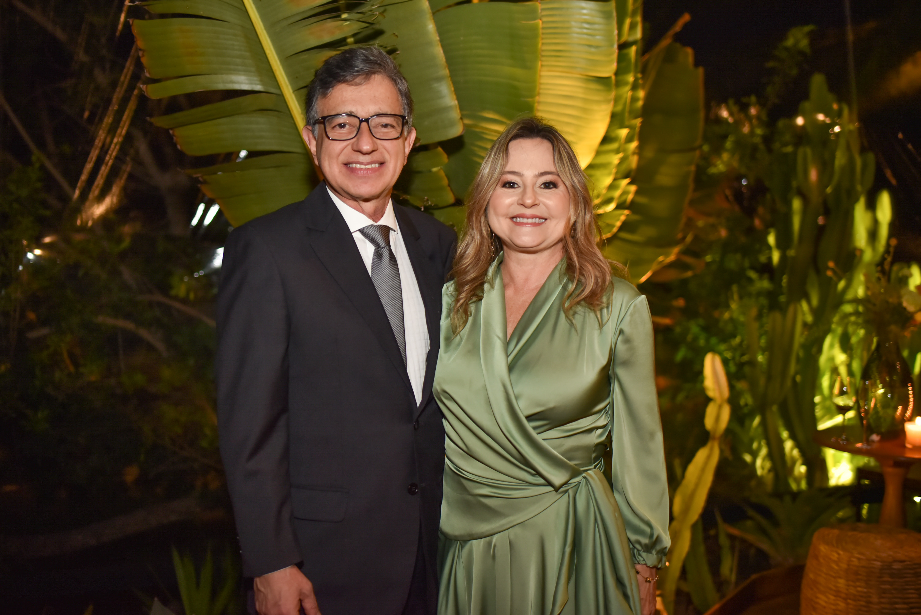 Bianca Tristão e Nicholas Garcev dizem sim-sim na Aldeia; veja fotos ...