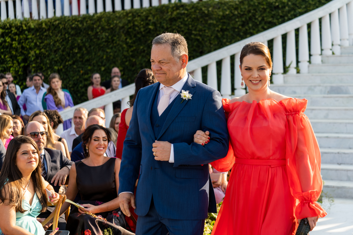 HZ | Brunelly Berger e Igor Vargas dizem sim-sim na Pedra Azul; veja ...