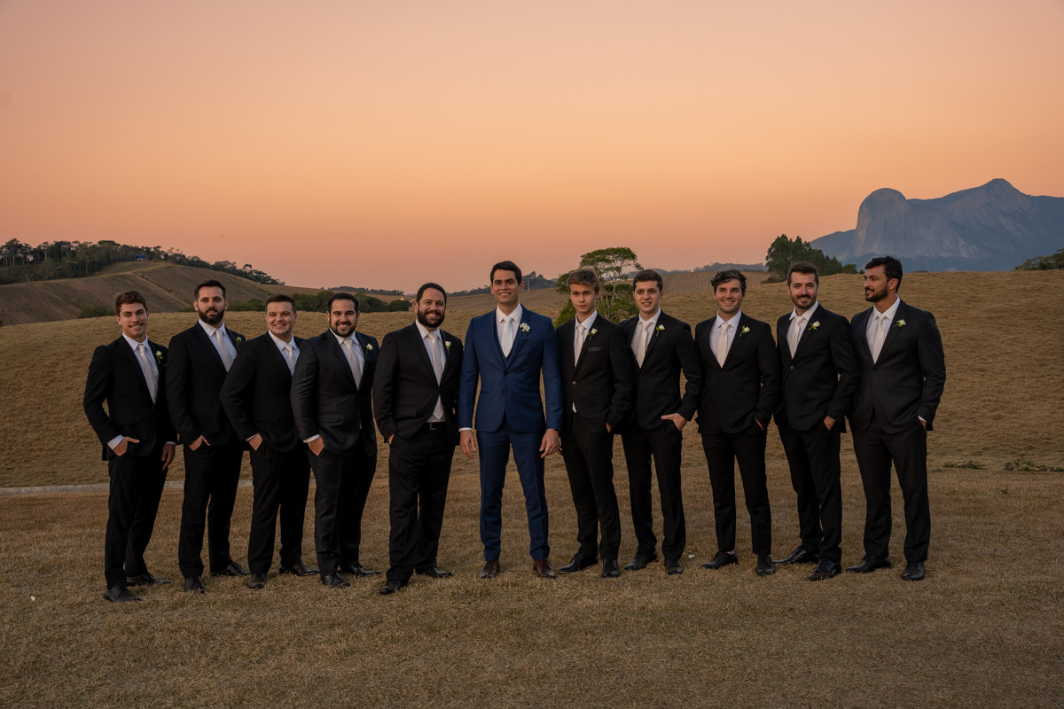 HZ | Brunelly Berger e Igor Vargas dizem sim-sim na Pedra Azul; veja ...