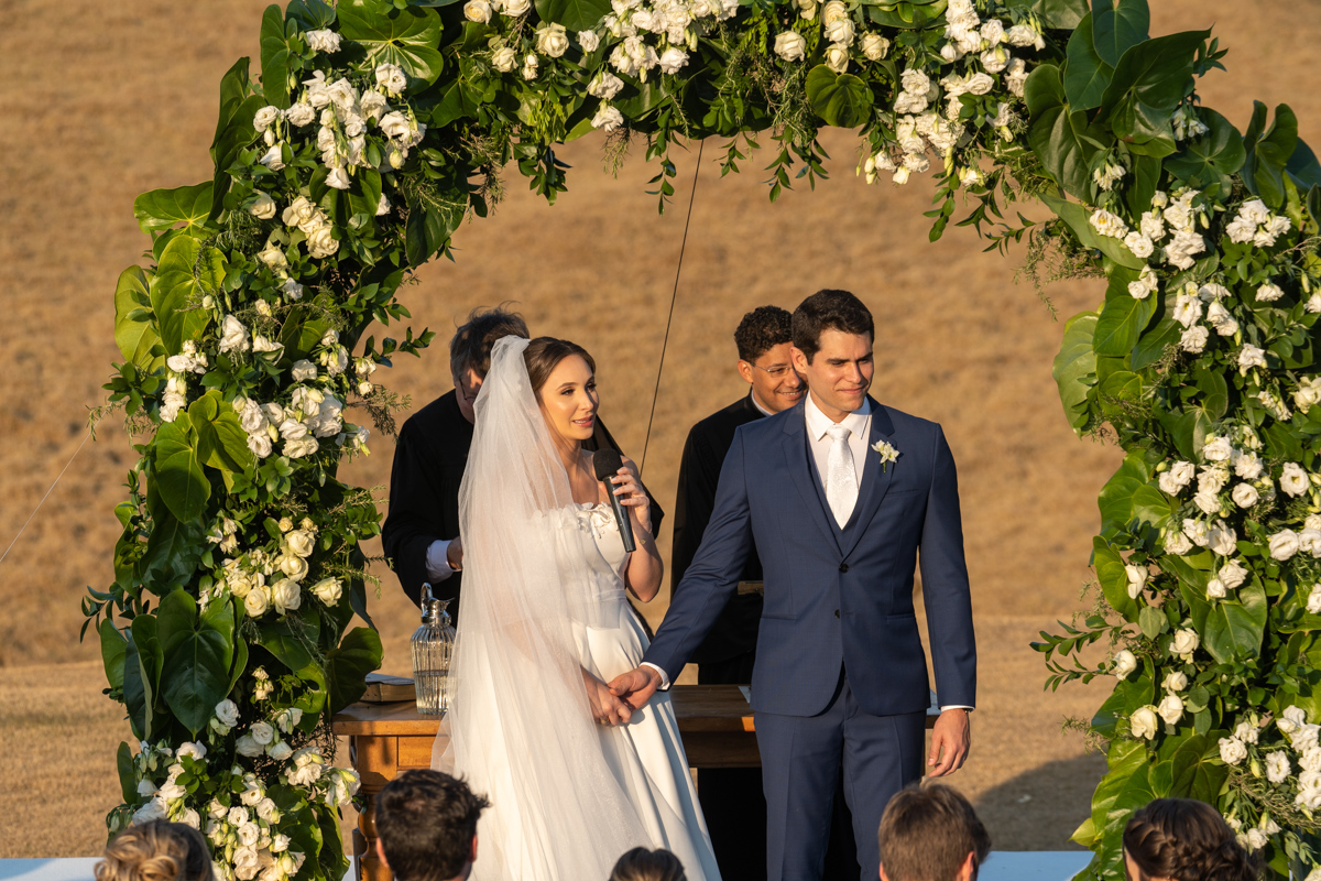 HZ | Brunelly Berger e Igor Vargas dizem sim-sim na Pedra Azul; veja ...