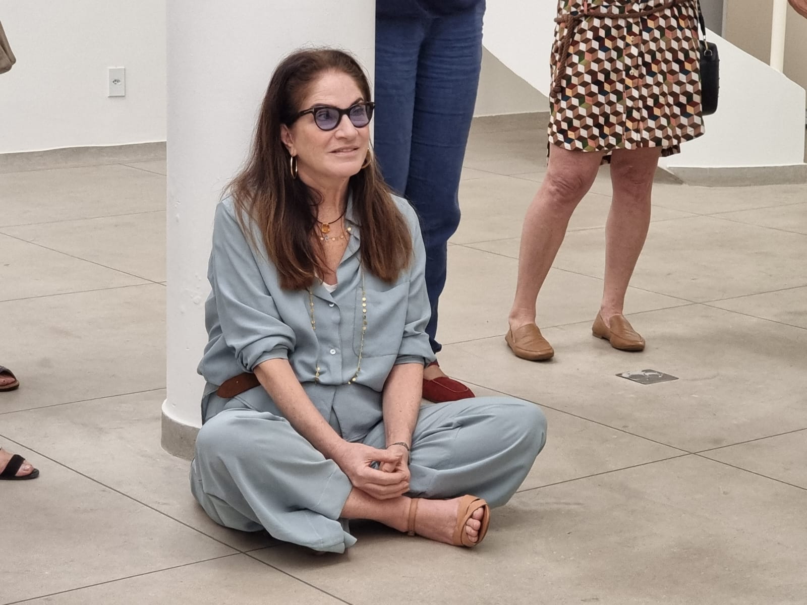 Artista paulista Ana Calzavara apresenta exposição em Vitória; fotos ...