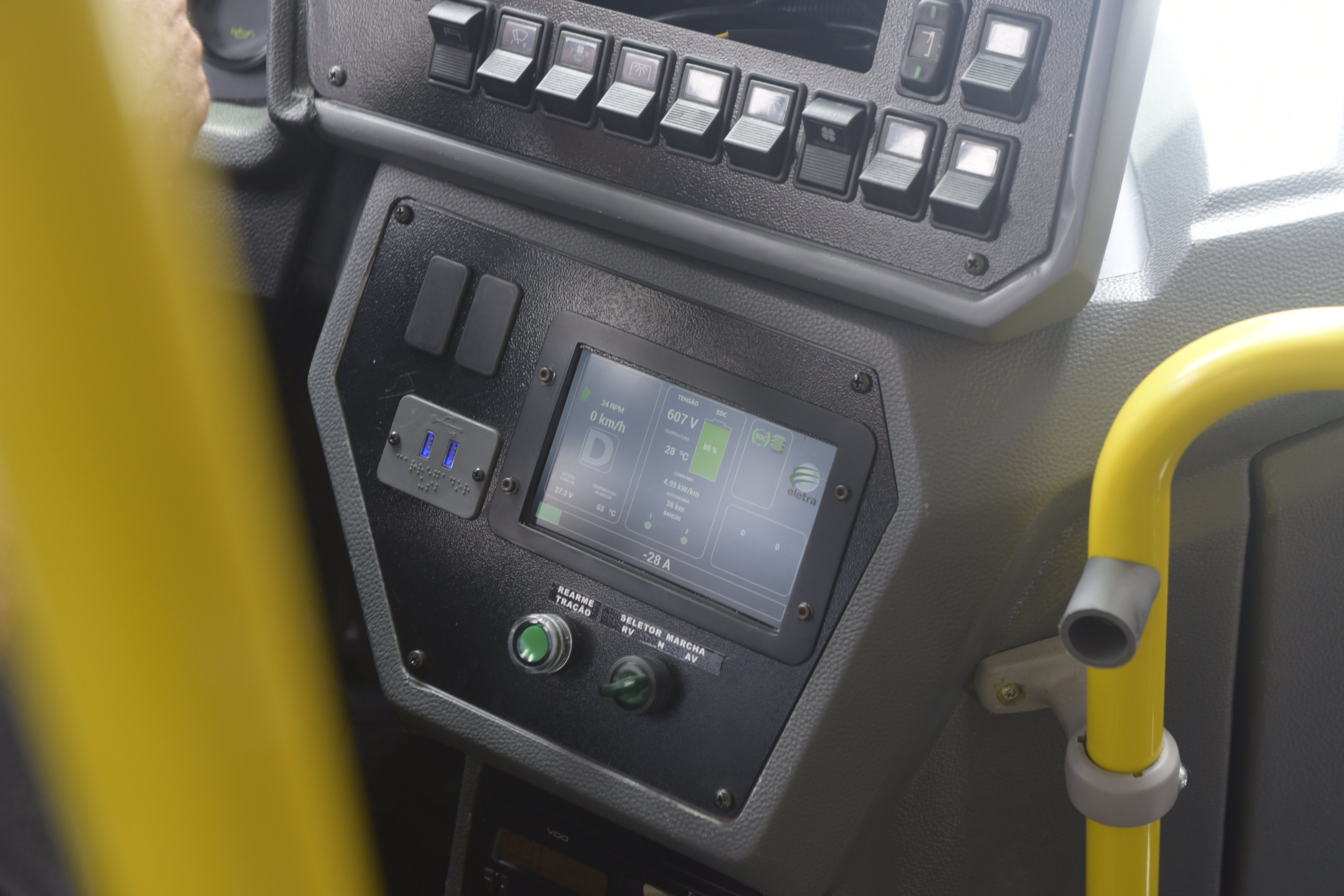 Andamos no ônibus elétrico do Transcol; confira o que achamos | A Gazeta