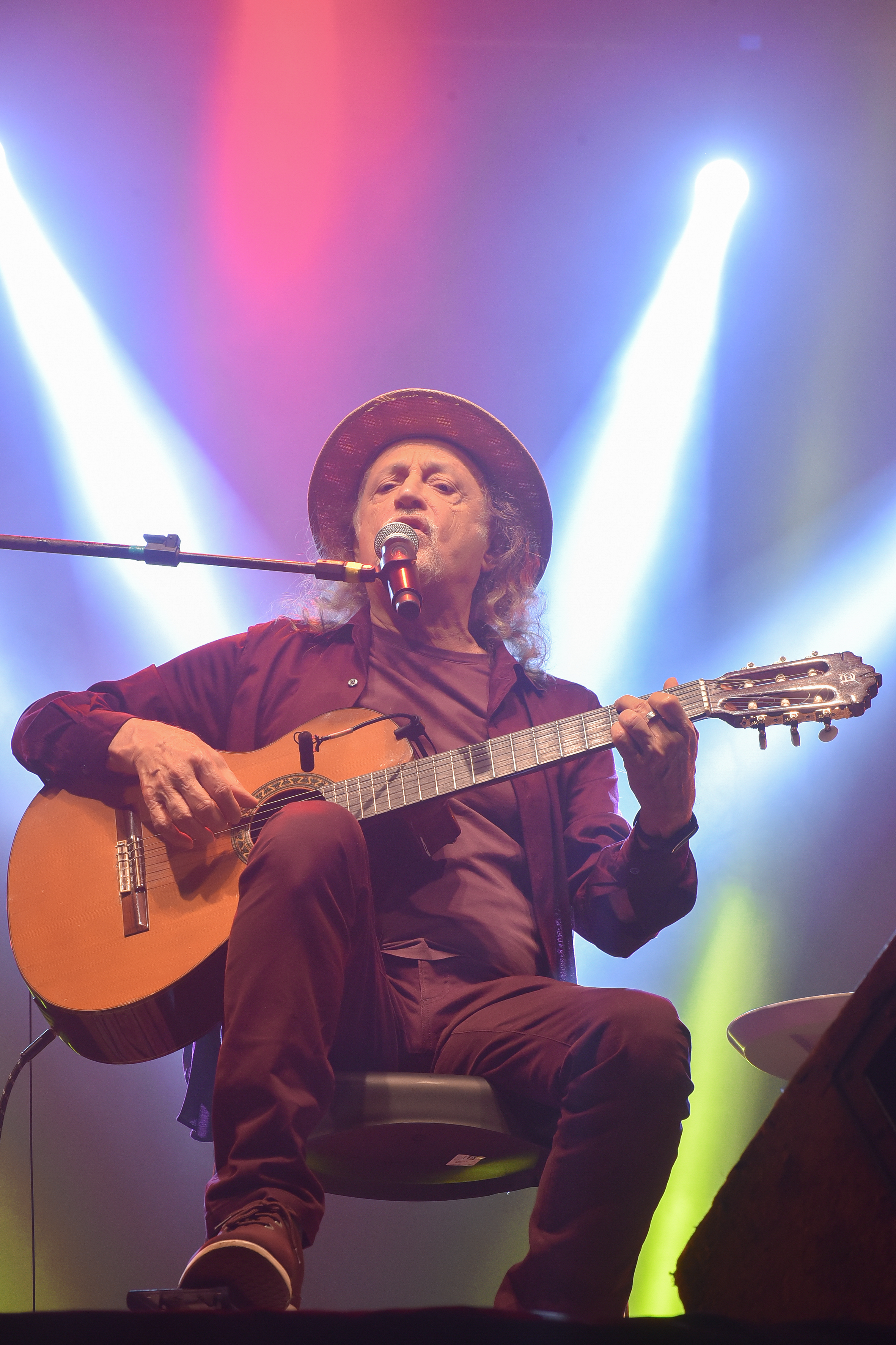 HZ | Alceu Valença coloca plateia para cantar em show no ES; fotos e ...