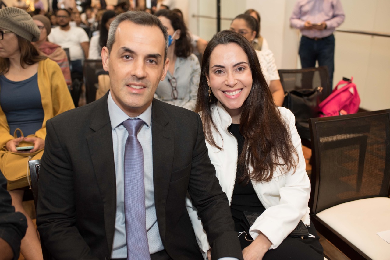 Hilda Cabas recebe homenagem e Stella Miranda assume cerimonial do ...