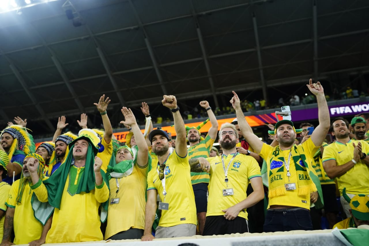 A Gazeta | De Hulk a homenagem a Pelé, a festa da torcida do Brasil no ...