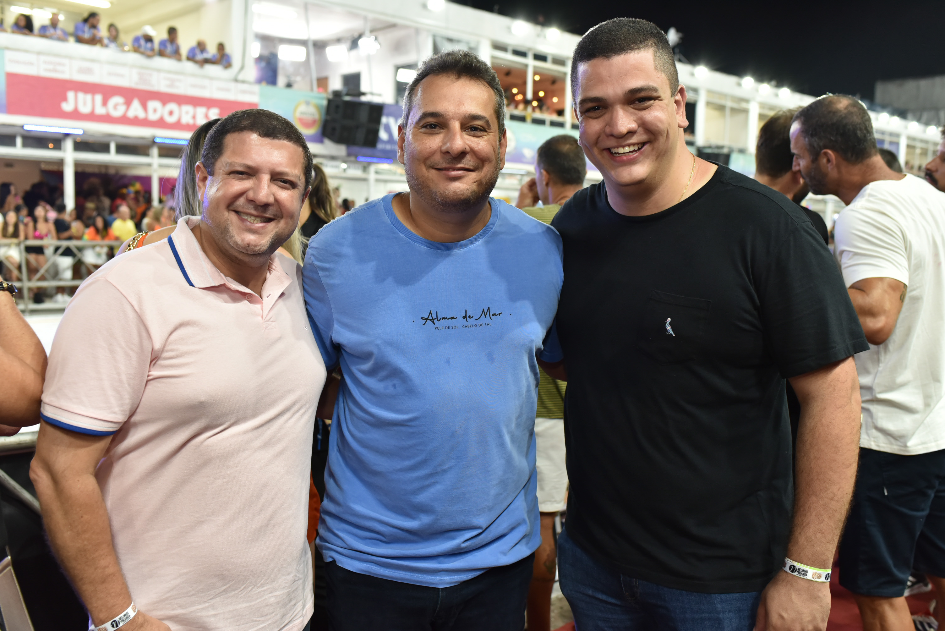 HZ | Veja quem circulou pelo Camarote P12 no Carnaval de Vitória 2023 ...