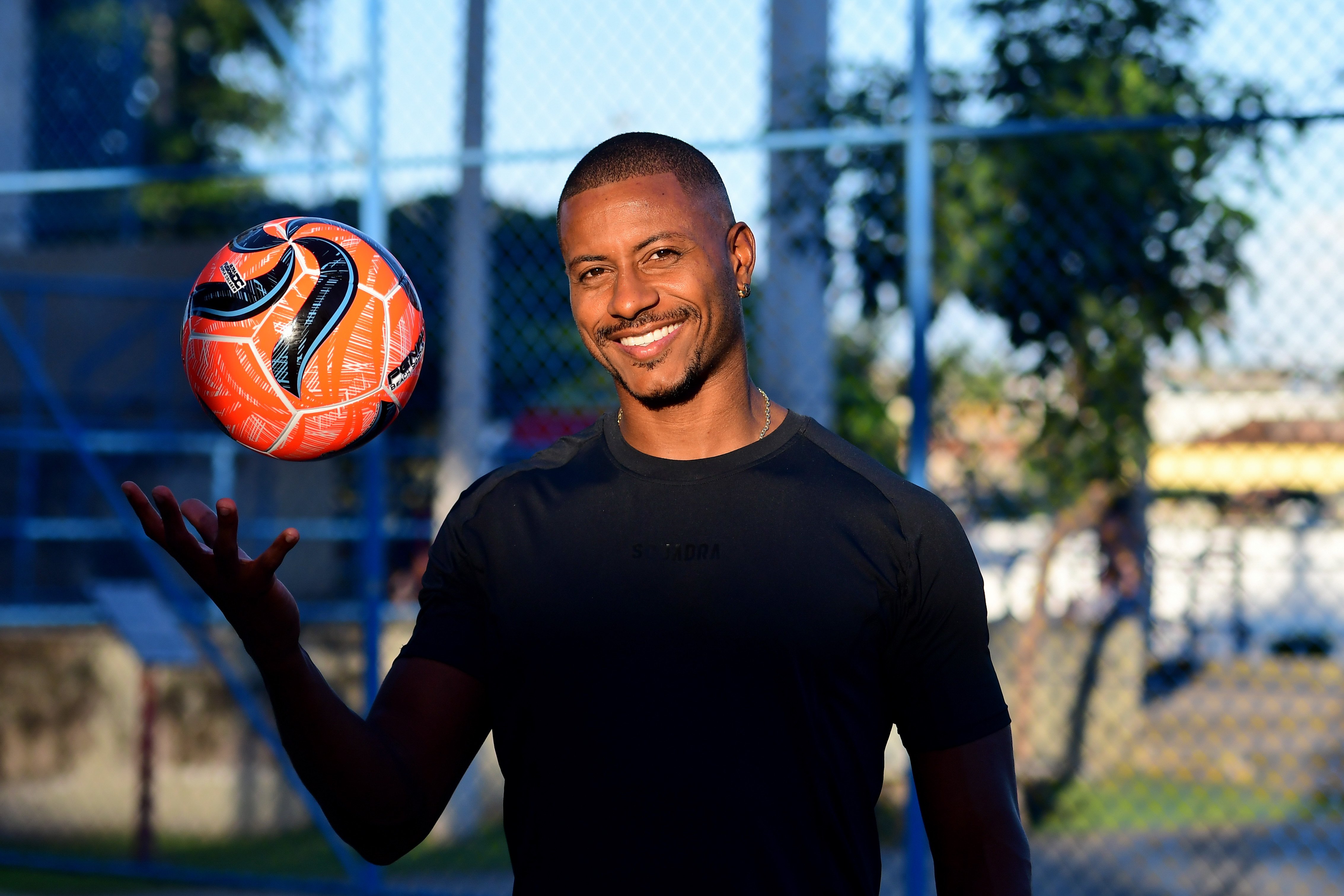 A Gazeta | Atleta de futevôlei de Vila Velha valoriza o esporte ...