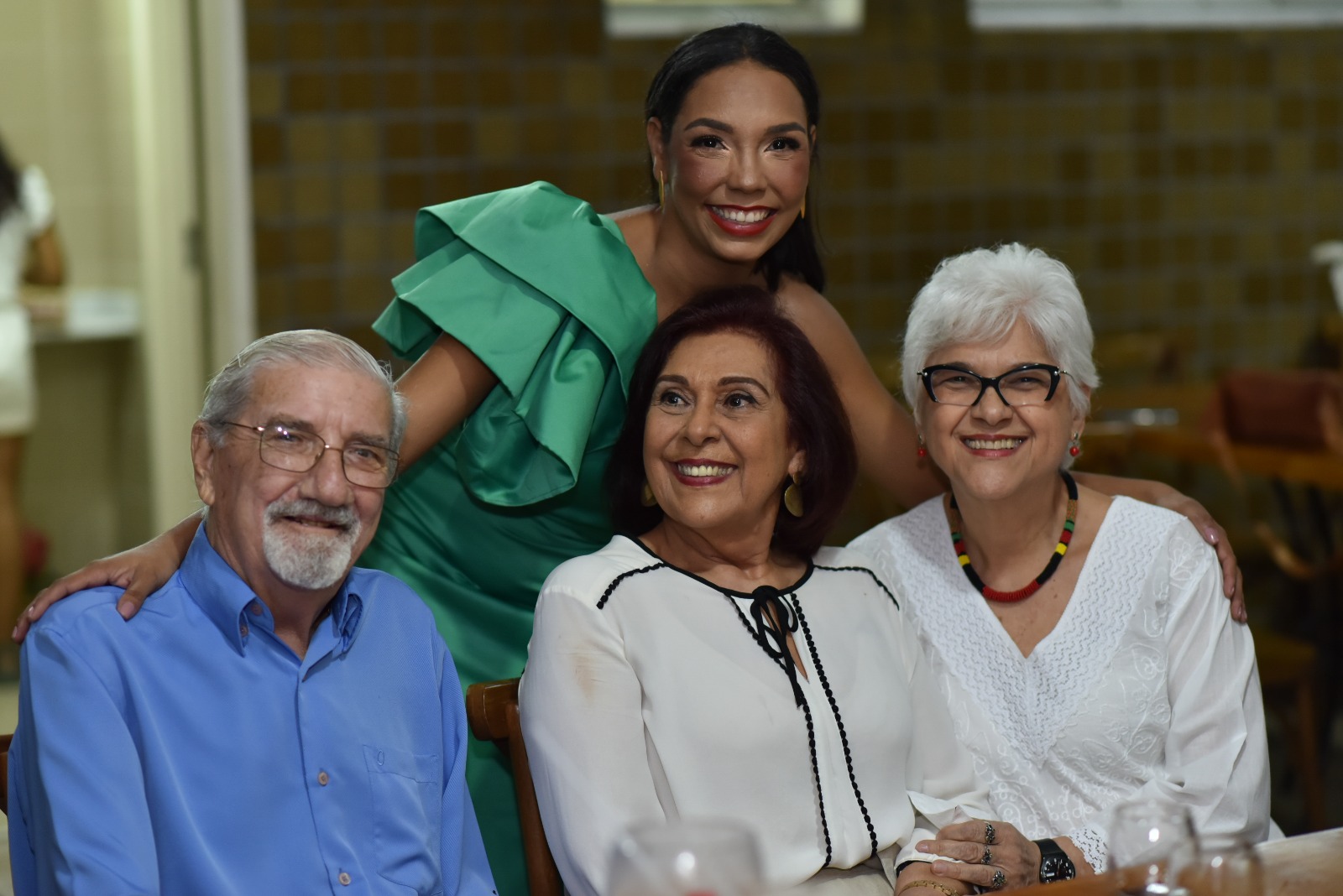 HZ | Bárbara Cheim comemora aniversário com festa em Vitória | A Gazeta