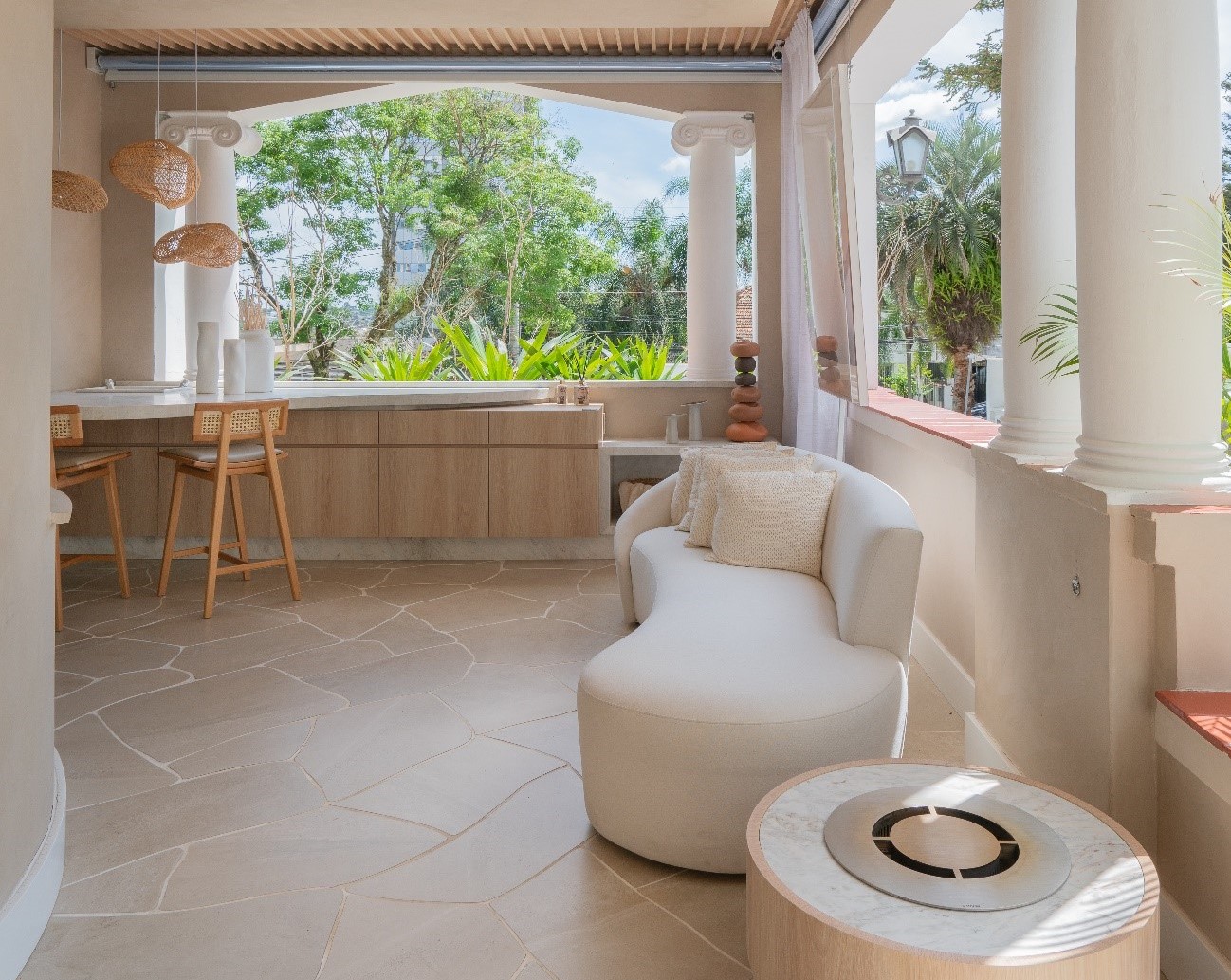 Volta do revestimento estilo caquinho: saiba como explorar esse recurso ...