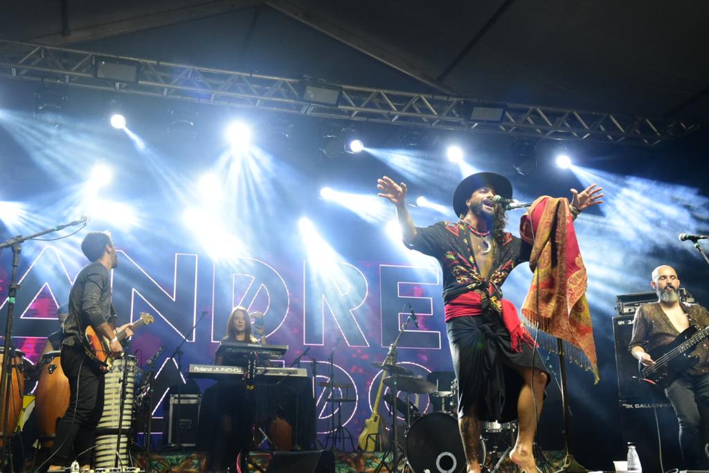 HZ | André Prando faz mega show e anuncia novo álbum no Fest ...
