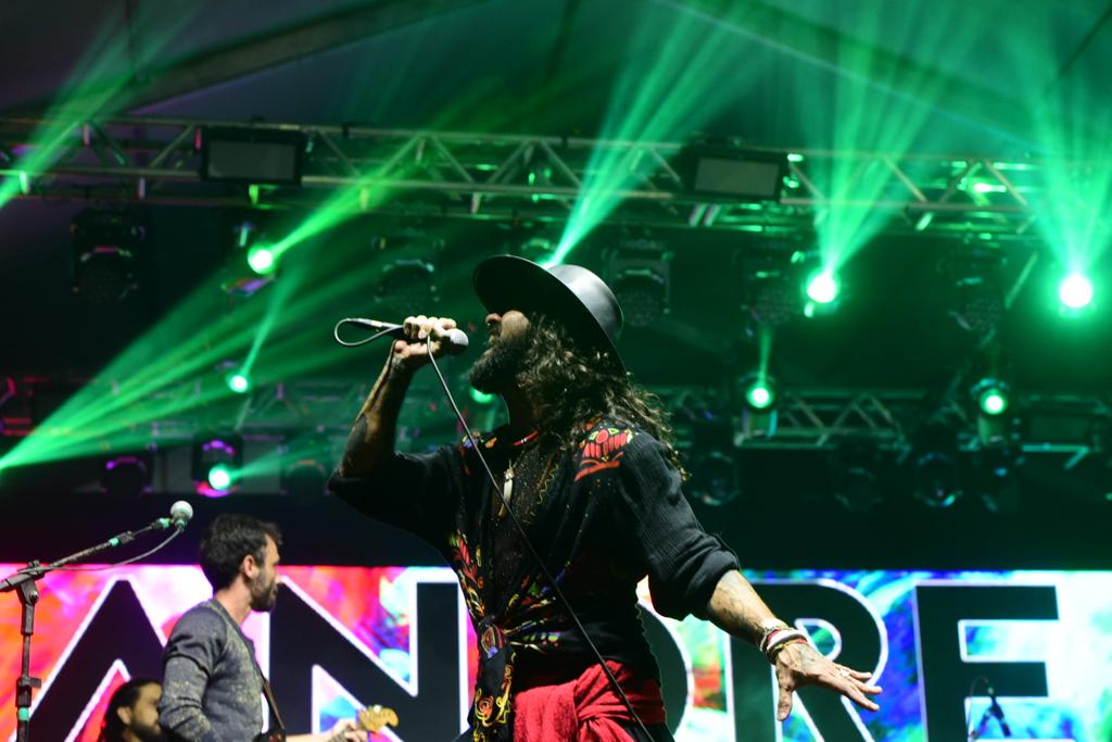 HZ | André Prando faz mega show e anuncia novo álbum no Fest ...