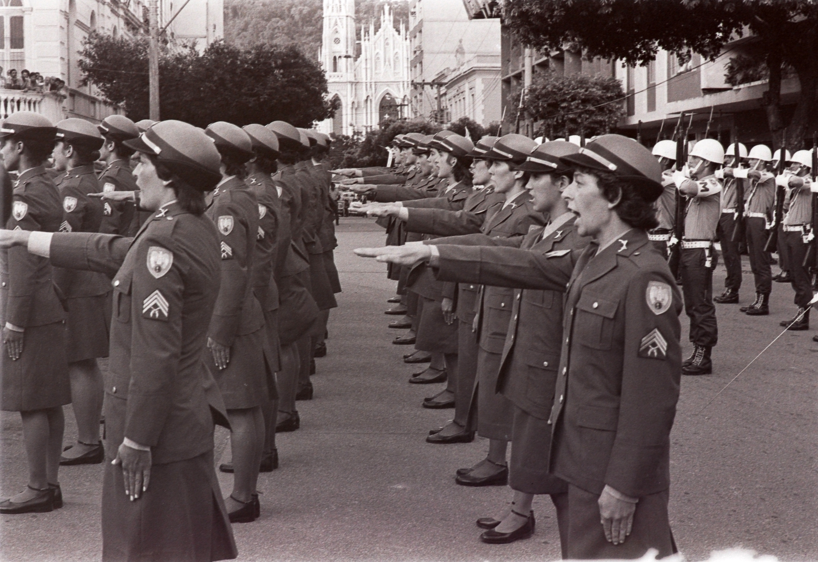 Quem são as mulheres que formaram a primeira turma feminina da PM no ES | A Gazeta