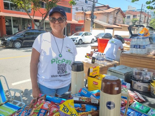 Comerciantes lucram com doces, água e canetas no segundo dia de Enem no ...