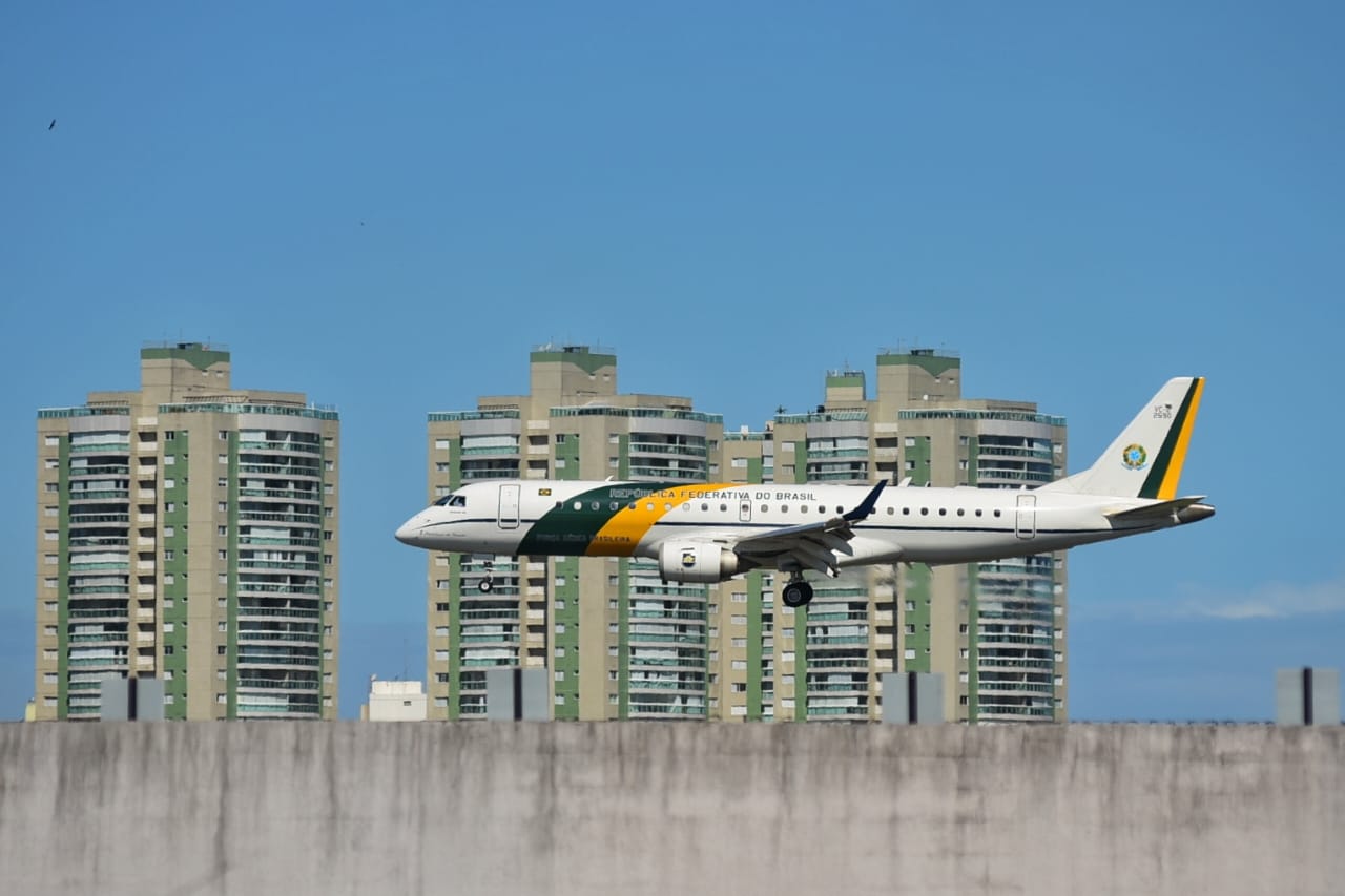 Após troca de aeronave por pane, Lula retorna ao Brasil | A Gazeta Após troca de aeronave por pane, Lula retorna ao Brasil | A Gazeta