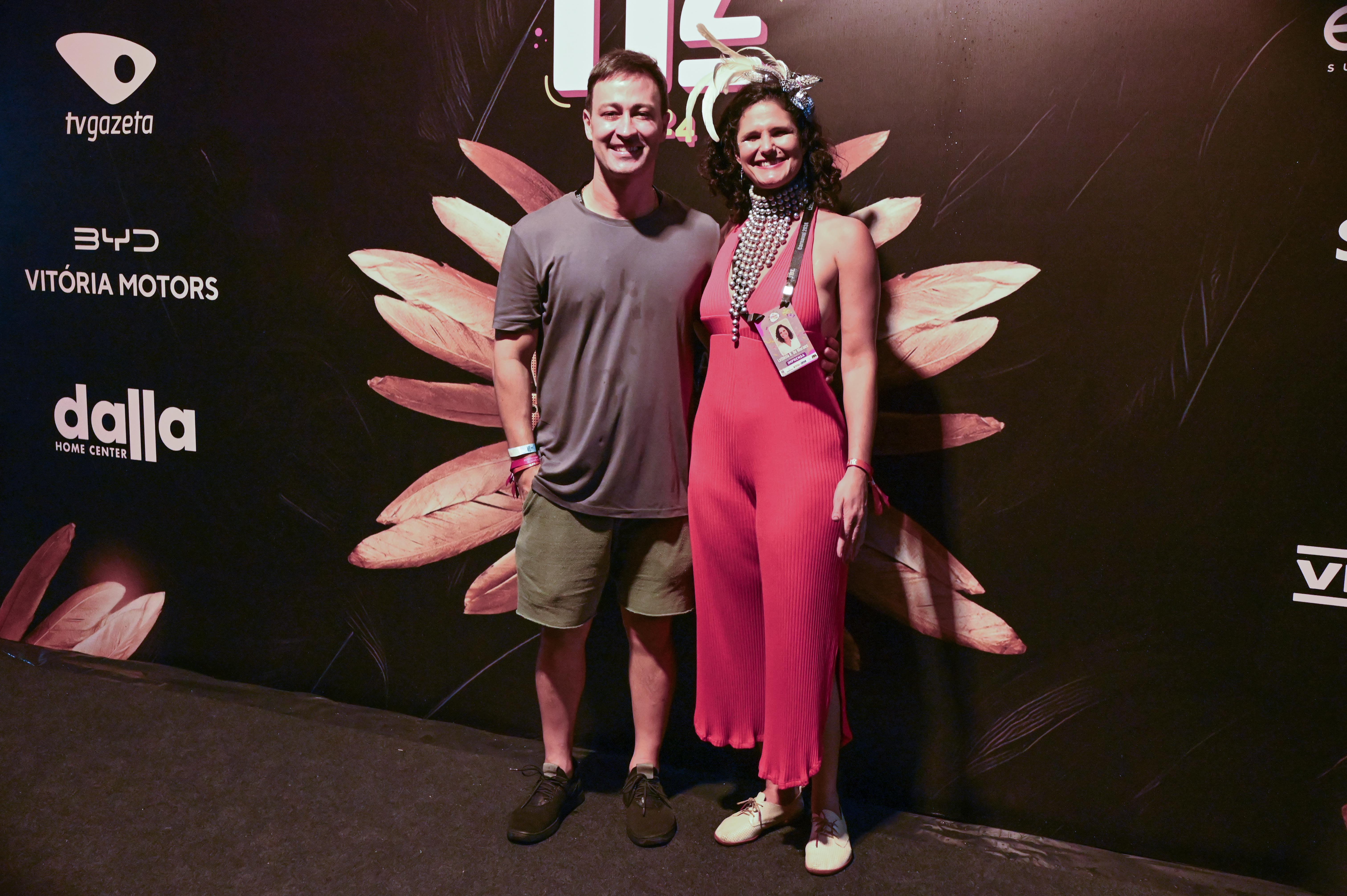 Veja quem circulou pelo camarote Parador no Carnaval de Vitória 2024 | HZ | A Gazeta