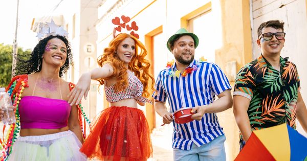 4 dicas de looks estilosos para usar nos blocos de carnaval | HZ