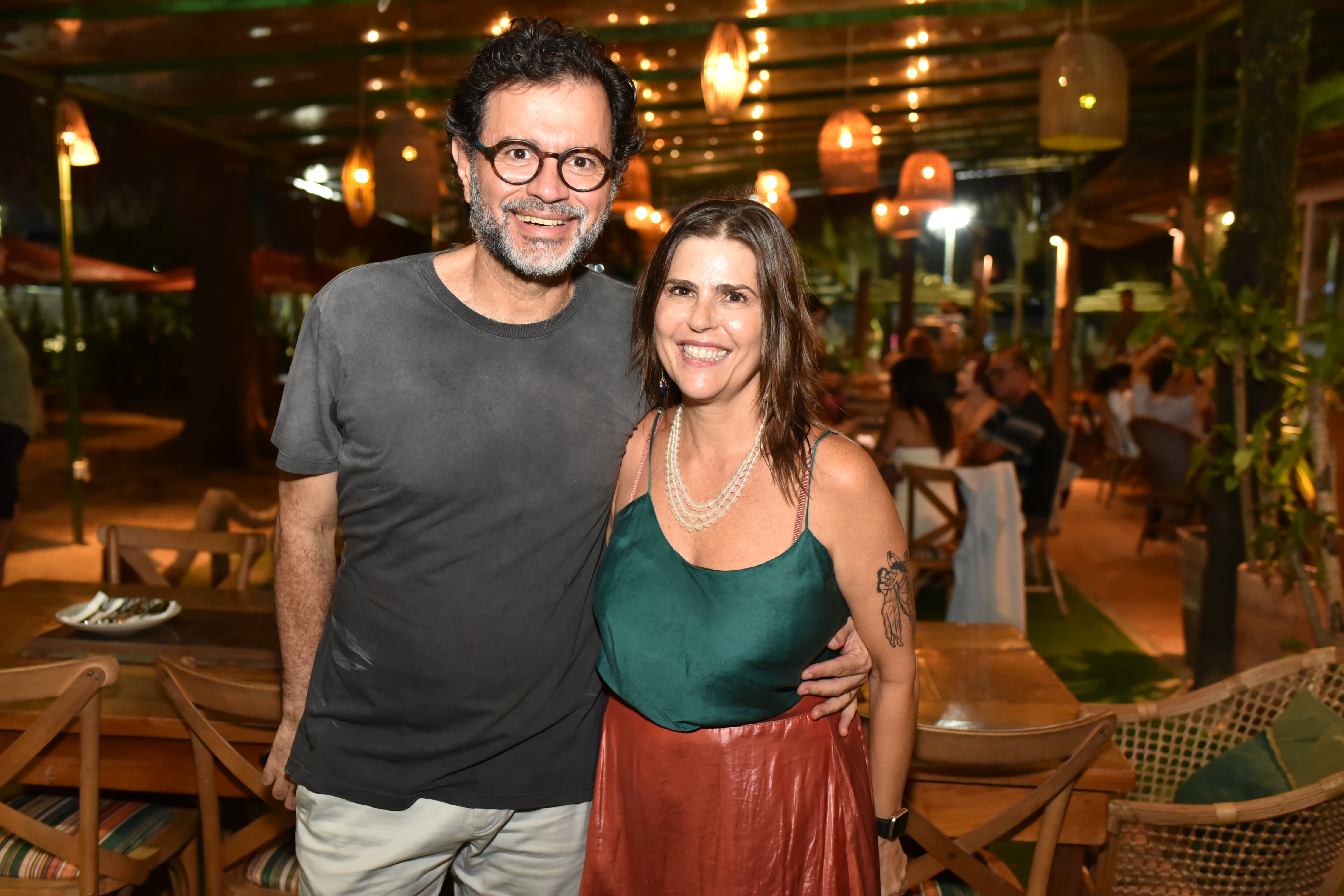HZ | Fotógrafa Mônica Zorzanelli celebra aniversário com festa em ...