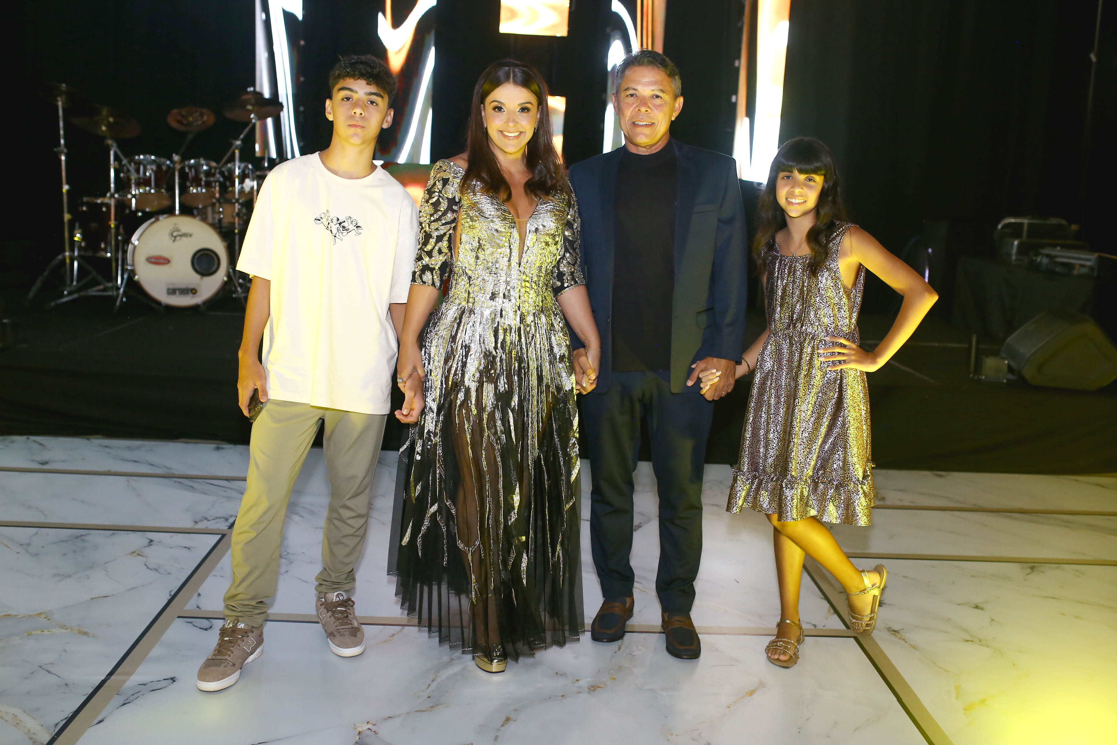 Cristina Pagotto celebra aniversário com festa em Vitória; fotos e ...