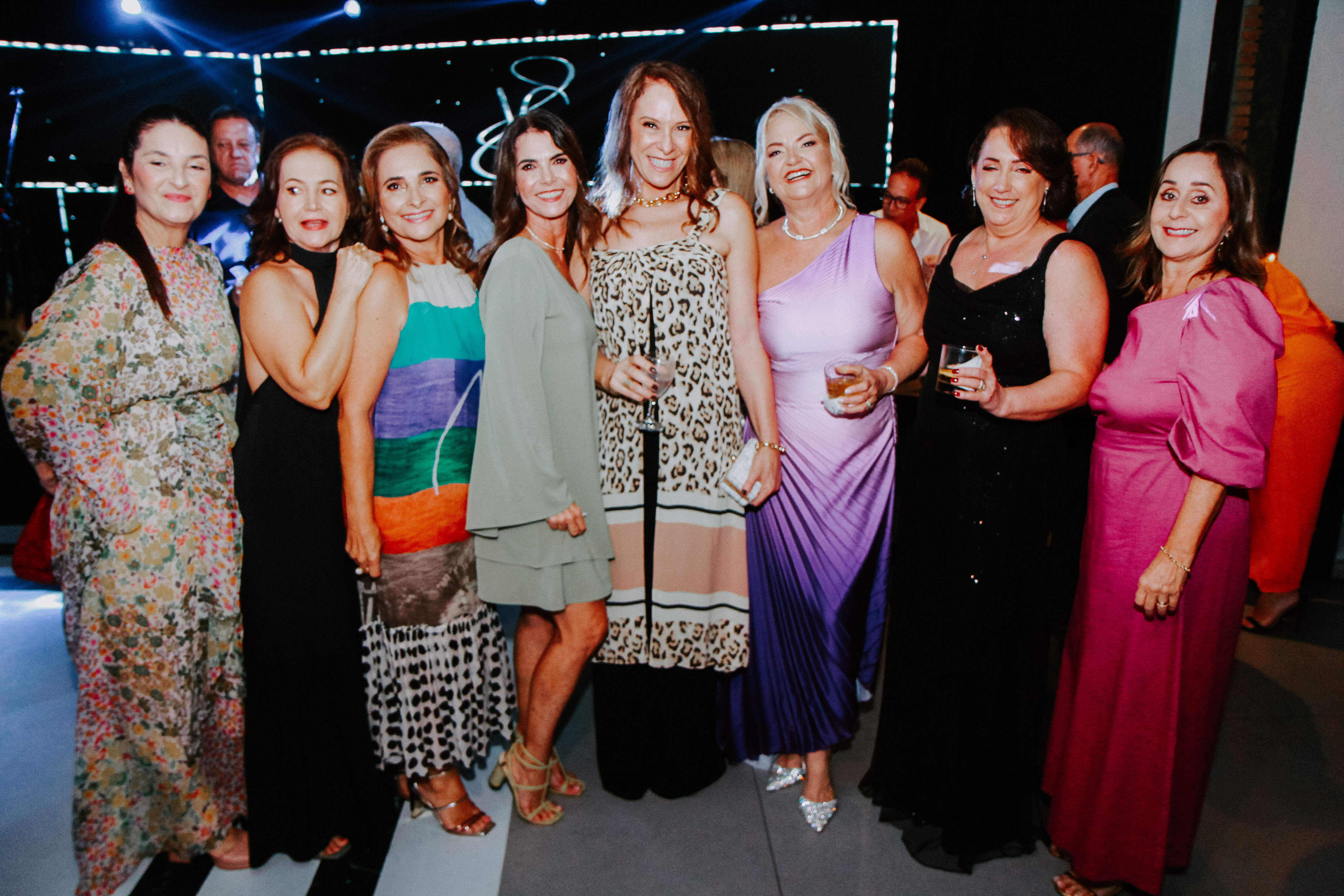 Ana Claudia Ceolin celebra 60 anos com festão em Vitória; fotos e vídeo ...