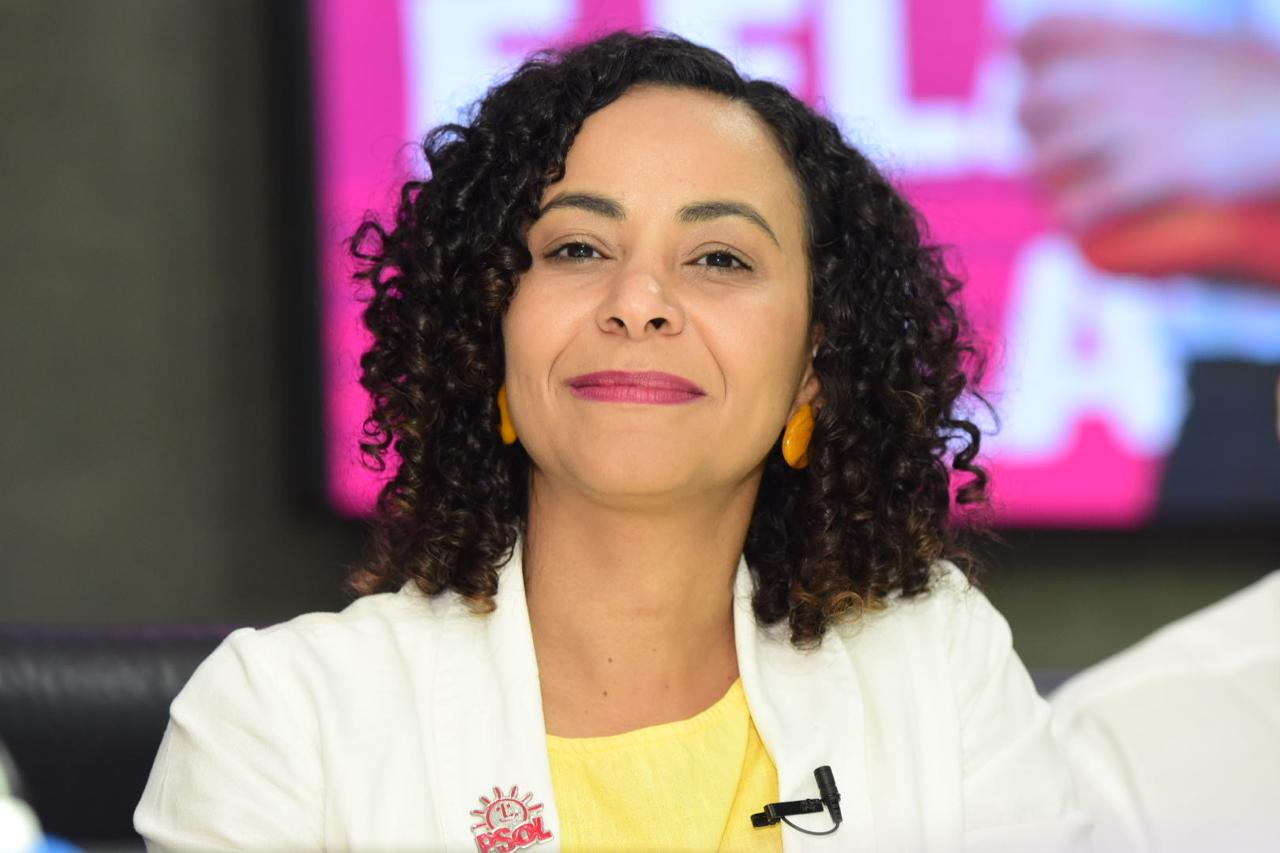 A Gazeta | Convenção Psol-Rede confirma Camila Valadão como candidata ...