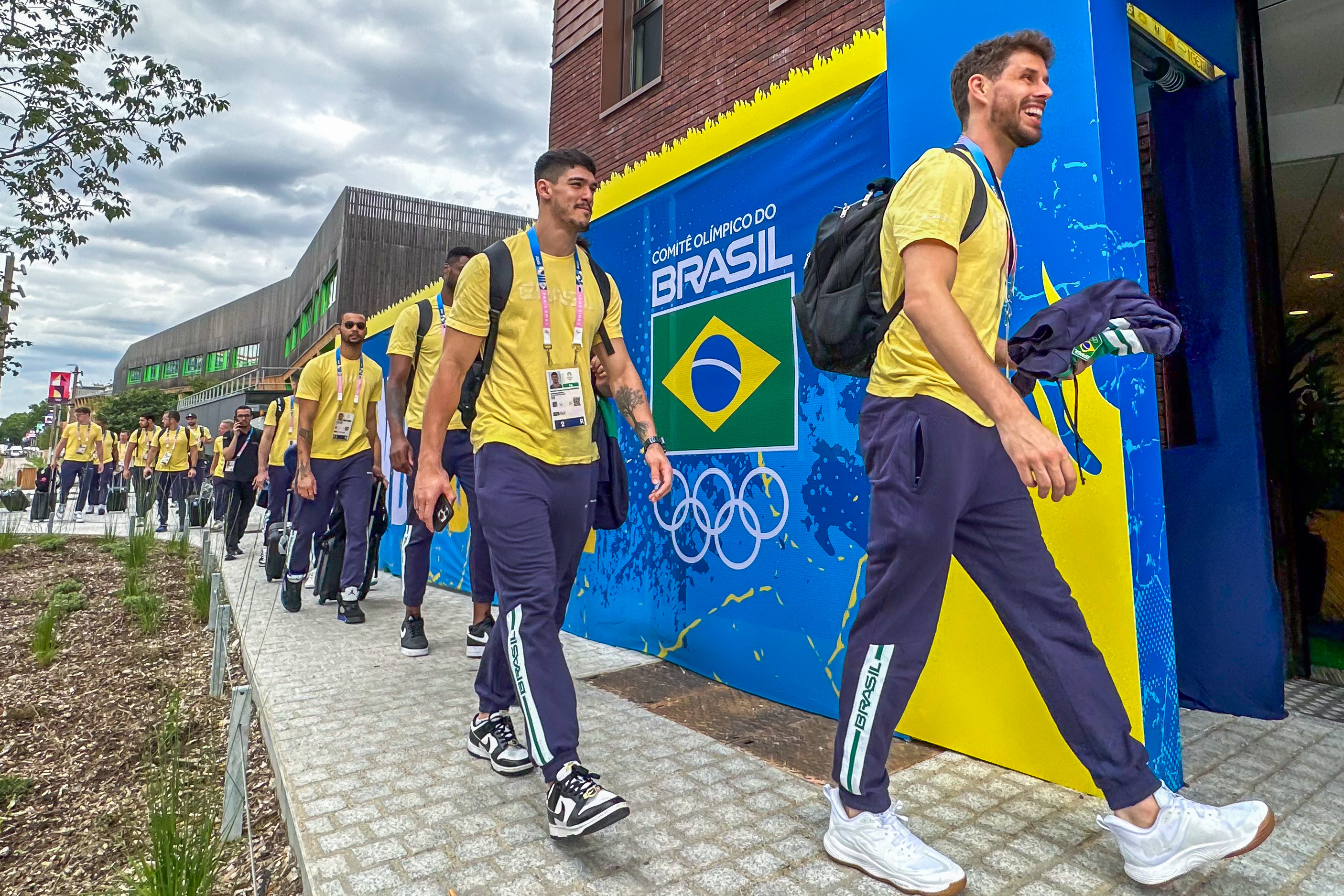 Paris-2024 terá 32 esportes, 11 mil atletas e Vila Olímpica com 2,8 mil ...