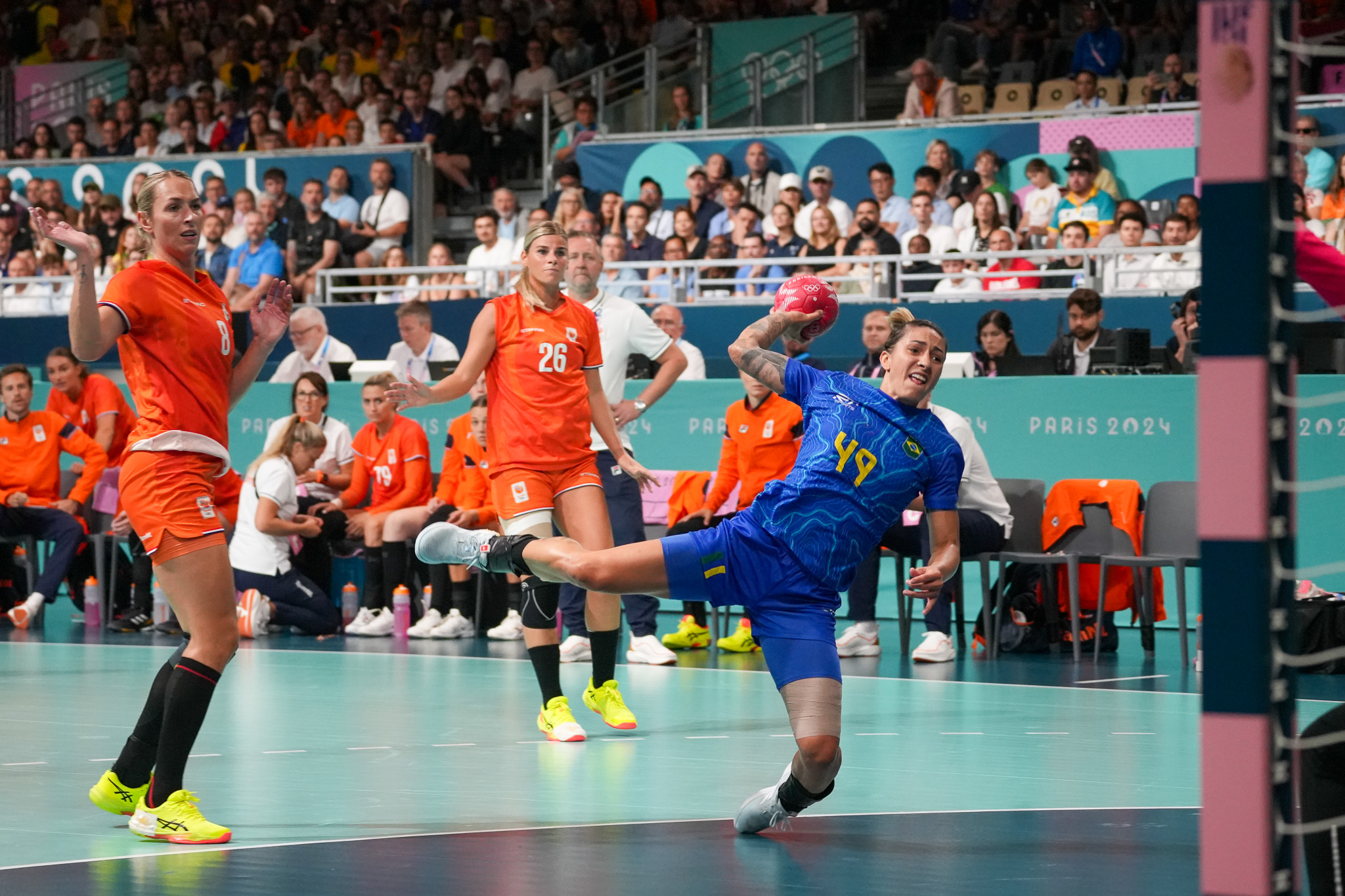 A Gazeta | Brasil perde para a Holanda no handebol feminino nas Olimpíadas