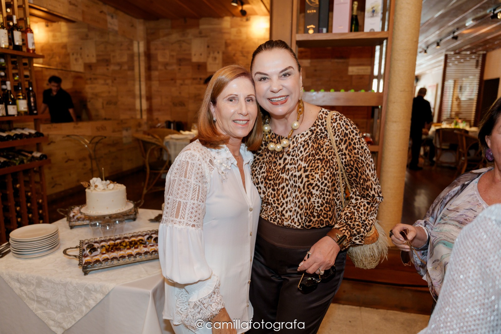 HZ | Mary Helal celebra aniversário com amigas em Vitória; veja fotos ...