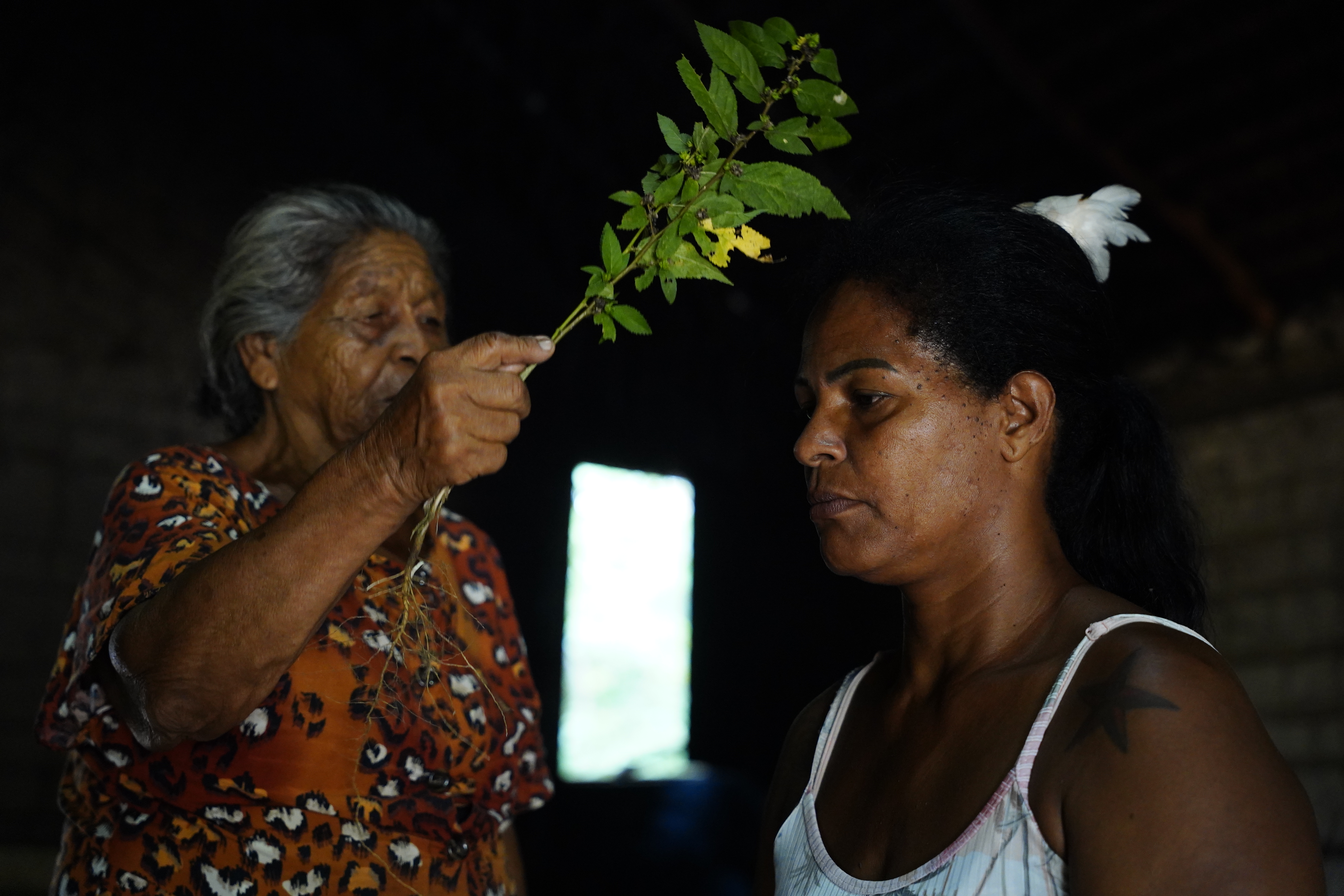 A bênção da pajé: por dentro do ritual indígena em aldeia no ES | A Gazeta