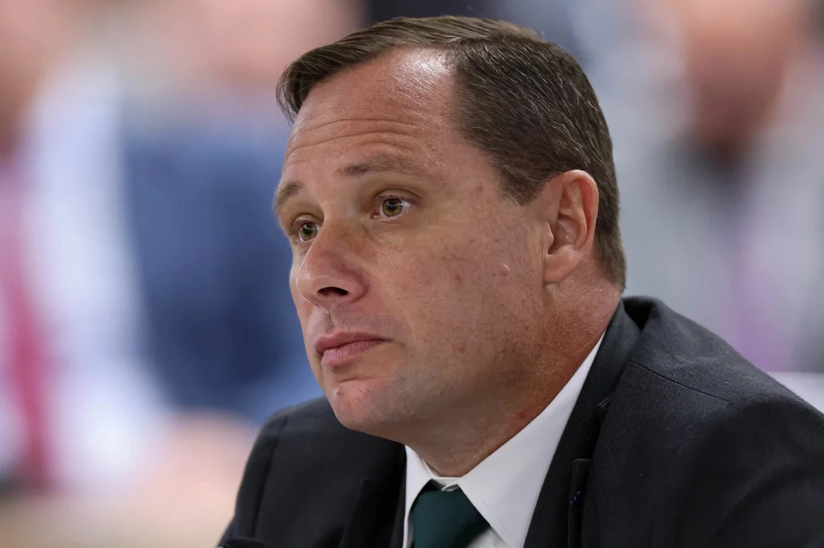 Mauro Cid pede ao STF retirada de tornozeleira e extinção de pena | A ...