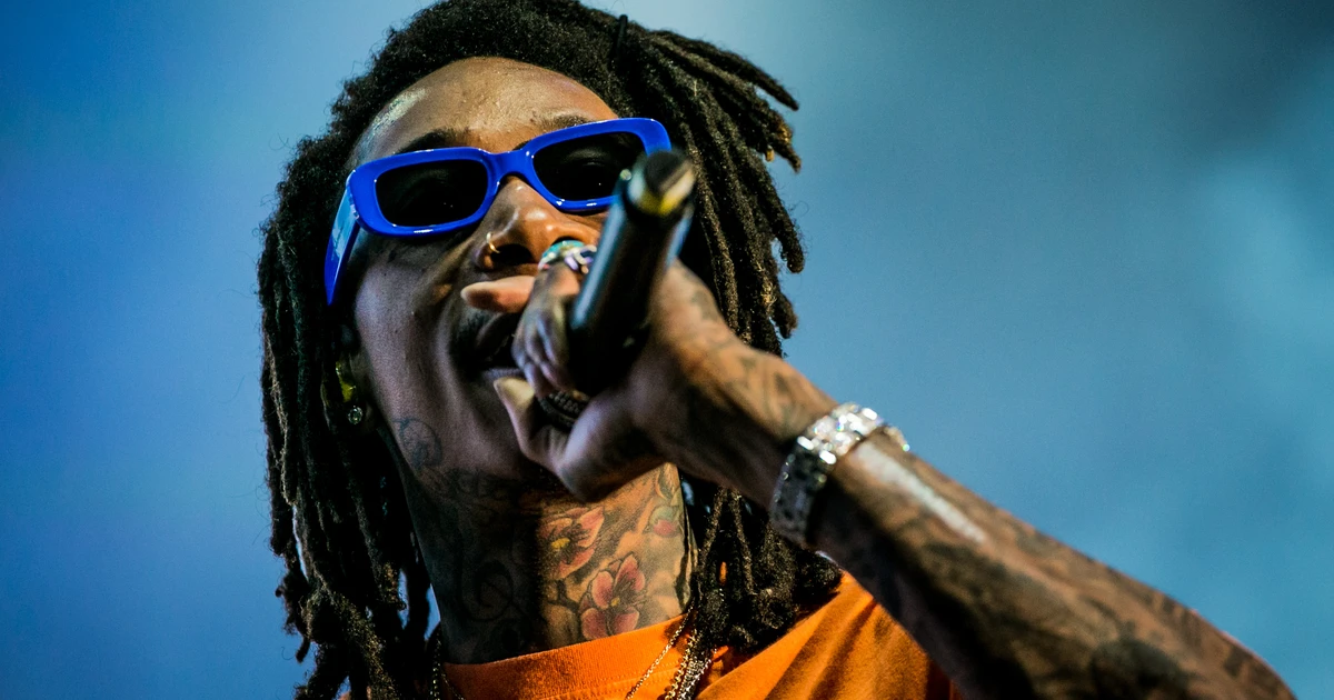 Wiz Khalifa é condenado a 9 meses de prisão após fumar maconha em show na Romênia | HZ